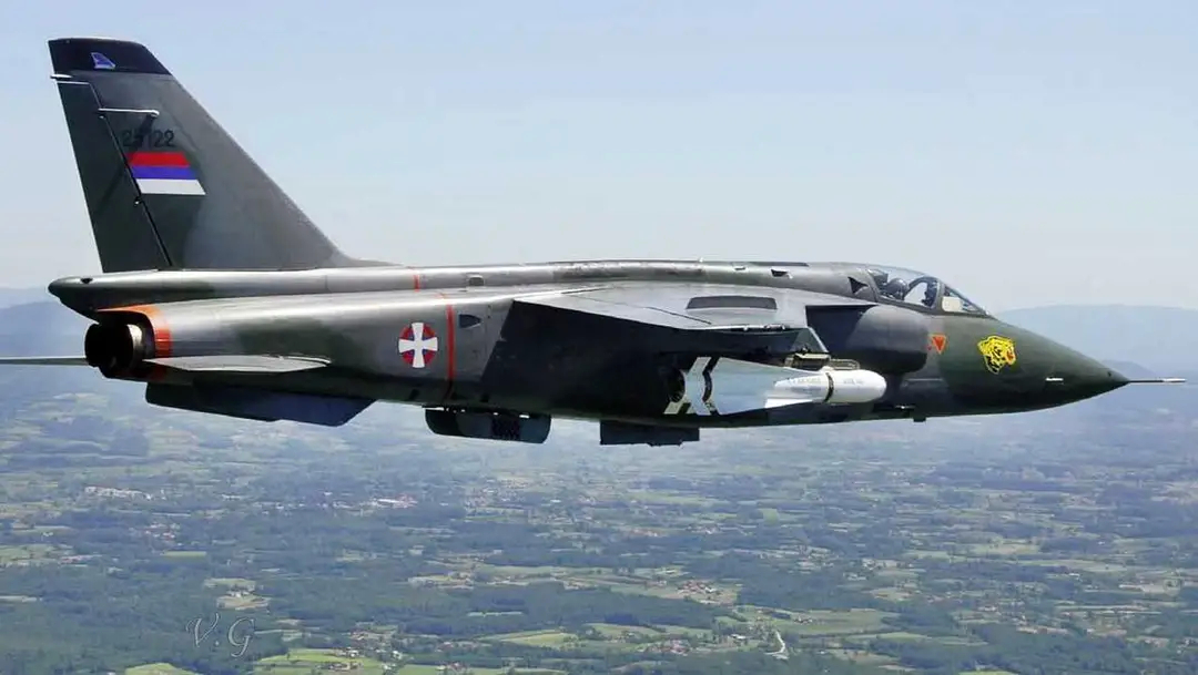 罕见战机，南斯拉夫和罗马尼亚联合研制的J-22攻击机