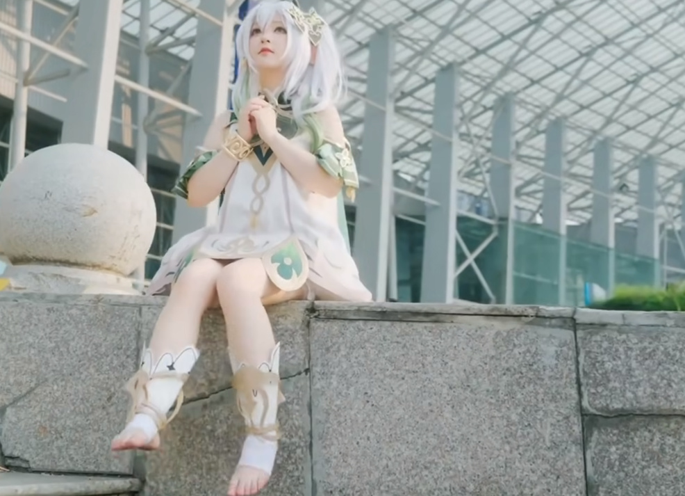 原神草神成二次元萌妹最爱，COS难度超大，身高超过150都不合格？|二次元|身高|兔头_新浪新闻