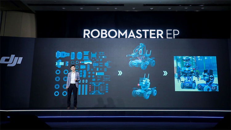 大疆发布机甲大师RoboMaster EP：开放SDK 专为机器人教育打造__财经头条