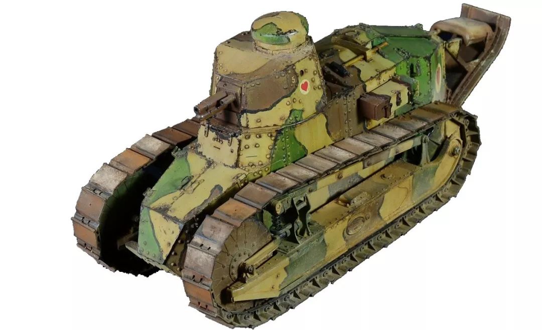 通过性极佳的法国雷诺FT-17坦克，开创了现代坦克设计的先河