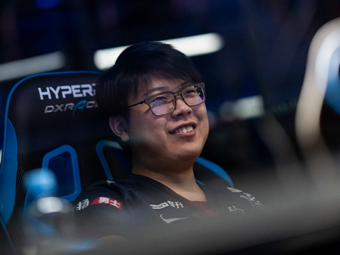 DOTA2：横扫Major冠军，LGD众人王者归来，目标直指TI10|德鲁伊|查理斯|绝活_新浪新闻
