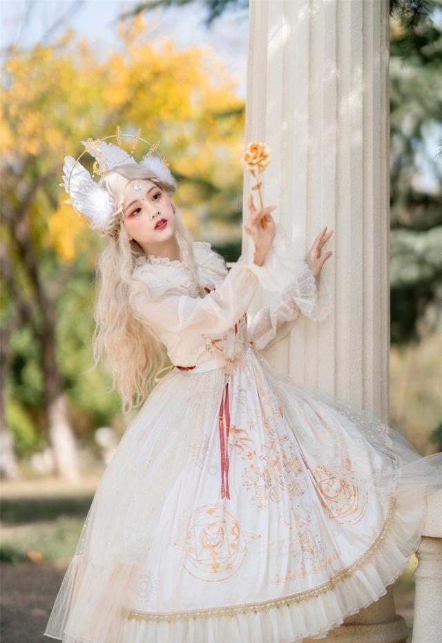 洛丽塔“鄙视链”是怎样形成的？lo娘风评被害，lo圈也越来越复杂|鄙视链|洛丽塔|优越感_新浪新闻