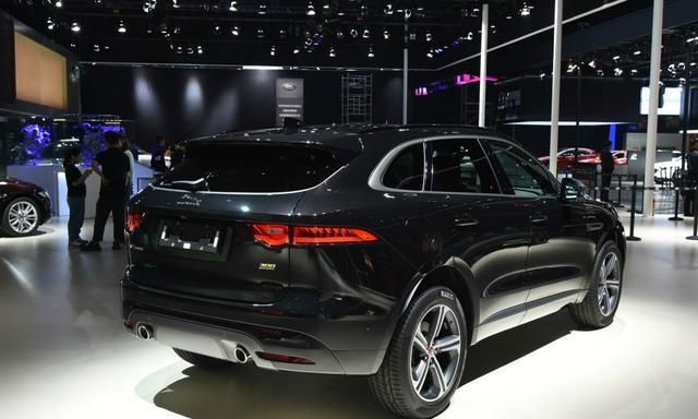 捷豹打造“黑武士”！V6引擎配8AT，比宝马X5帅气，破百仅5.3s-新浪汽车