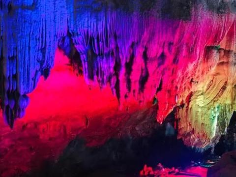 万华岩，一个很神奇的地方|万华岩|溶洞|地下河_新浪新闻