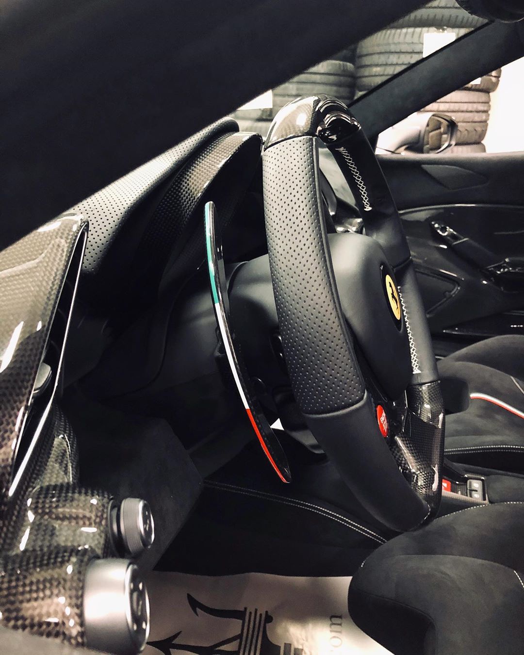 法拉利488 Pista实车 赛道版的车型