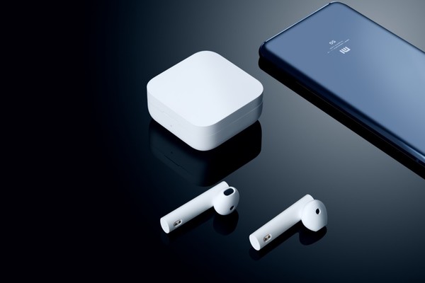 小米真无线耳机Air2 SE发布 20小时续航解锁聆听新体验__财经头条