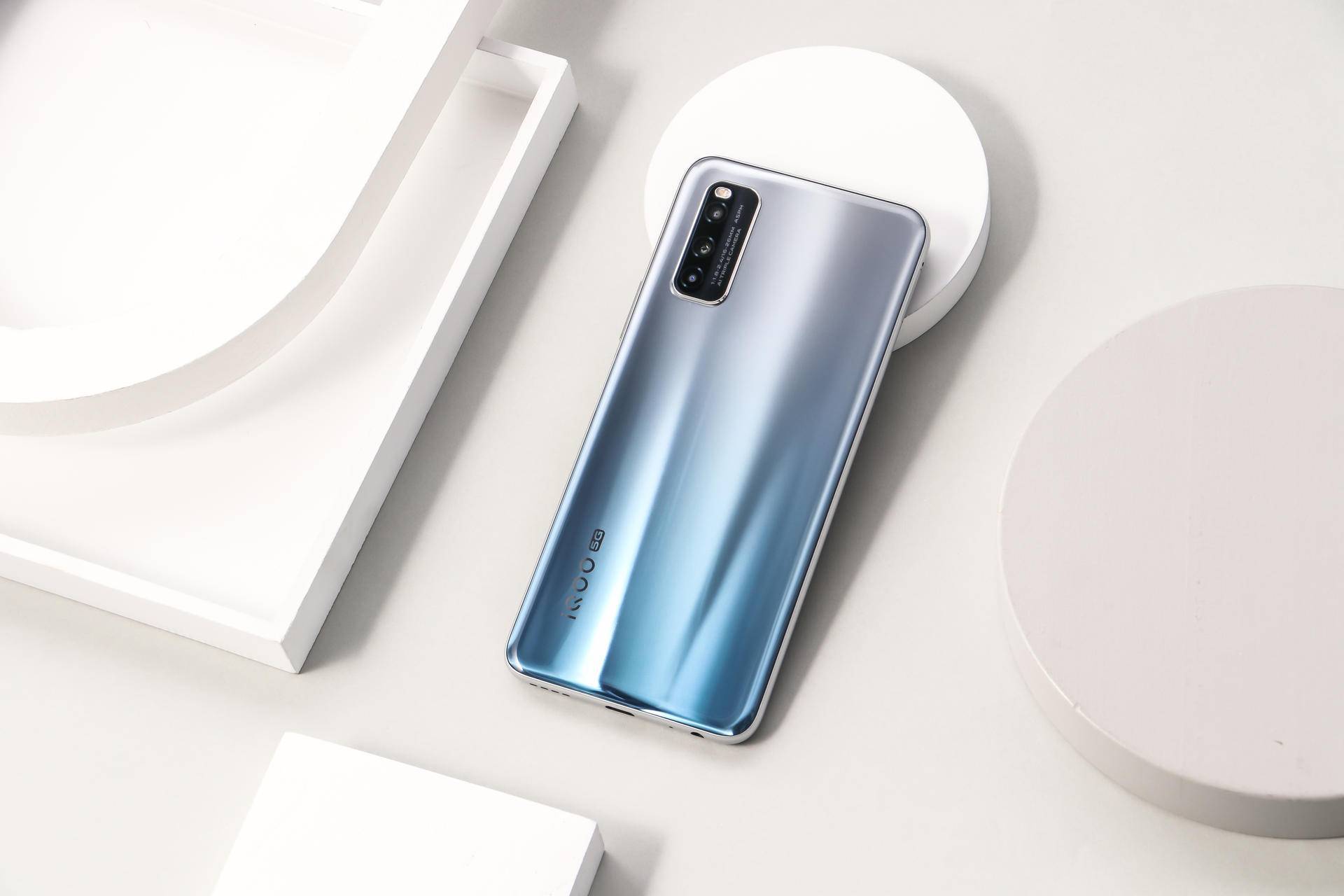 iQOO Z1正式发布！用2198元起的价格与消费者交“朋友”__财经头条