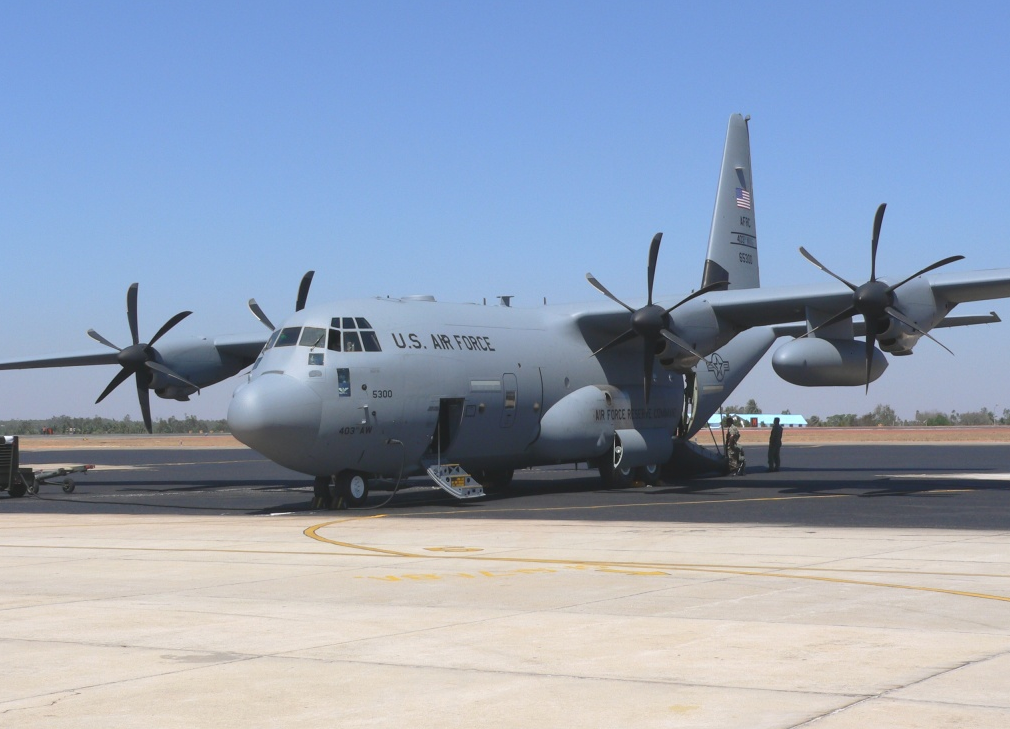 明星攻击机AC -130从何而来？只可惜数量稀少，走向没落