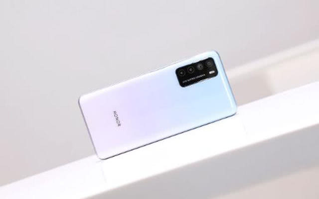 荣耀 Play4正式发布，真机体验以后，说说内心的感受！__财经头条