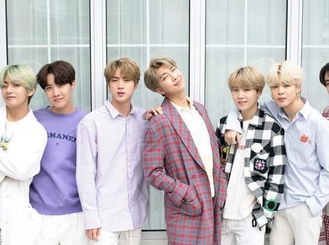 防弹少年团 BTS“车门男”“左三门”金硕珍（JIN）成长经历_新浪新闻