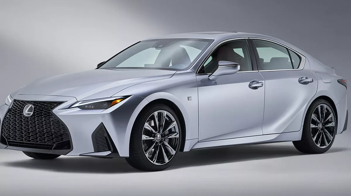 新一代雷克萨斯IS500确定登场，或搭5.0L V8引擎，马力直逼472Hp-新浪汽车