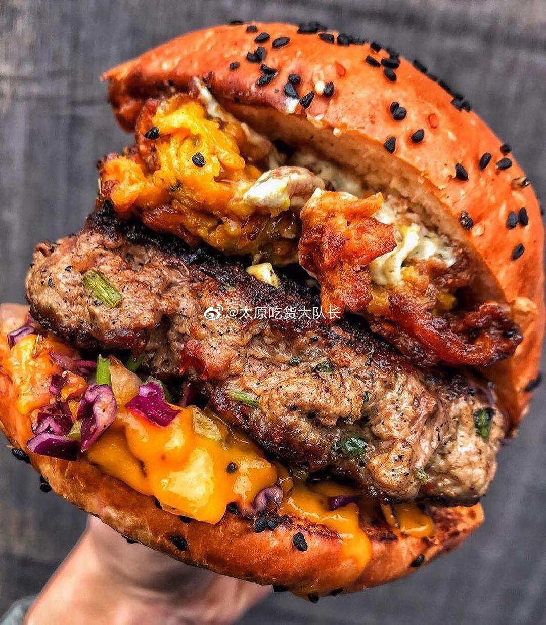 真不是我崇洋媚外，看看人家国外的汉堡🍔再联想到国内的……|汉堡|联想|太原_新浪新闻