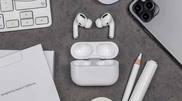 苹果的一款传奇产品！AirPods Pro评测：接近完美，您喜欢吗？__财经头条