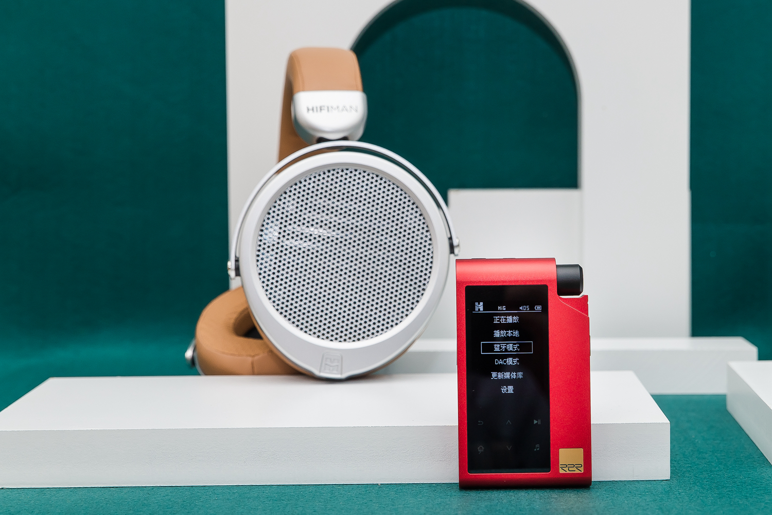 换芯提升性价比是否值得——简评HIFIMAN R2R2000红太子播放器__财经头条