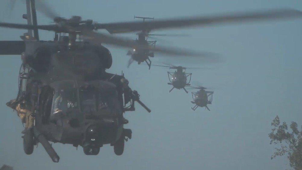 美国陆军第160特种作战航空团(160th SOAR(A) )的座右铭是暗夜潜行，永不止歇！_新浪新闻