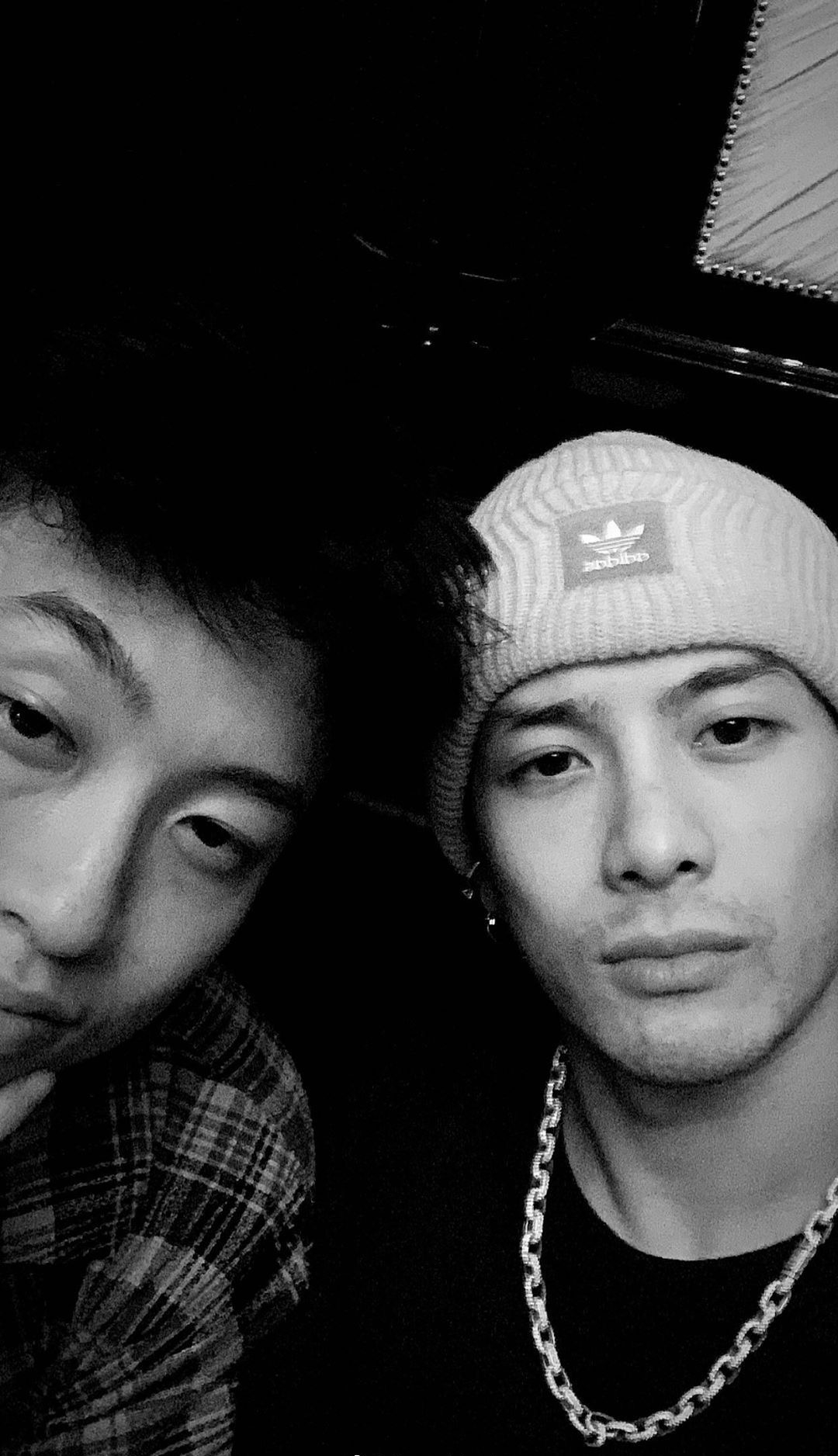 Rich Brian来中国和王嘉尔奔现，和女朋友网恋？| 七哥中国行独家专访