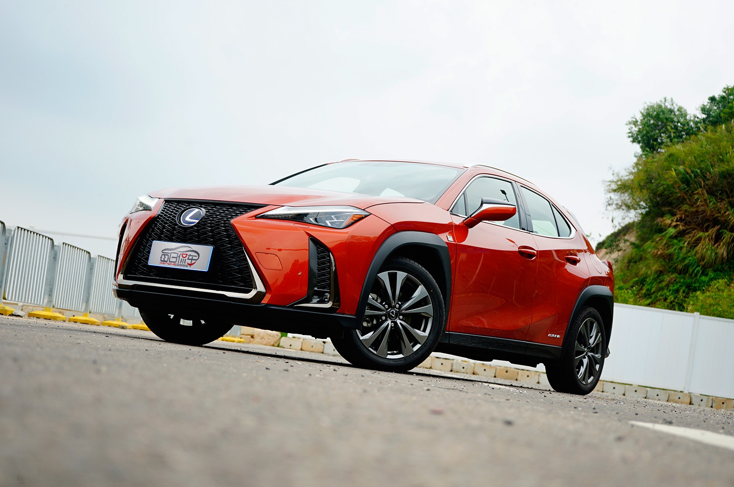 只对懂的人来电 雷克萨斯UX260h全驱版试驾测评-新浪汽车