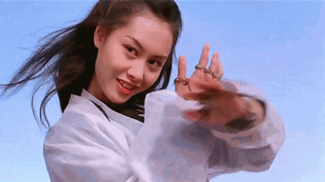 “紫霞仙子”朱茵现身校园，失去工作室PS，49岁生图状态我爱了