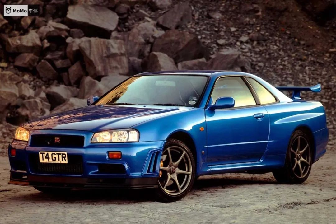 GTR诞生于此，日产天际线——63年十三代车型，Skyline进化史