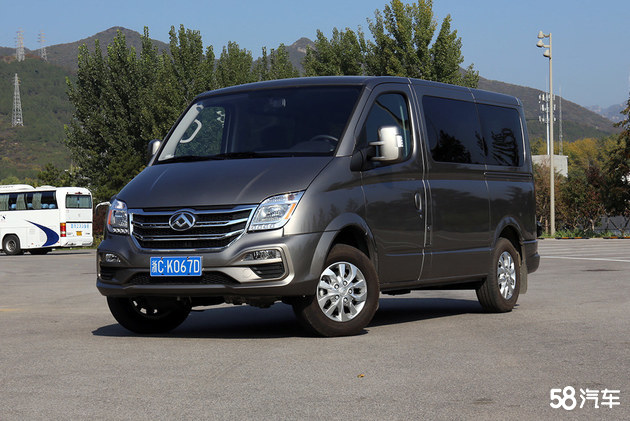 全面升级 上汽大通MAXUS V80 Plus试驾-新浪汽车