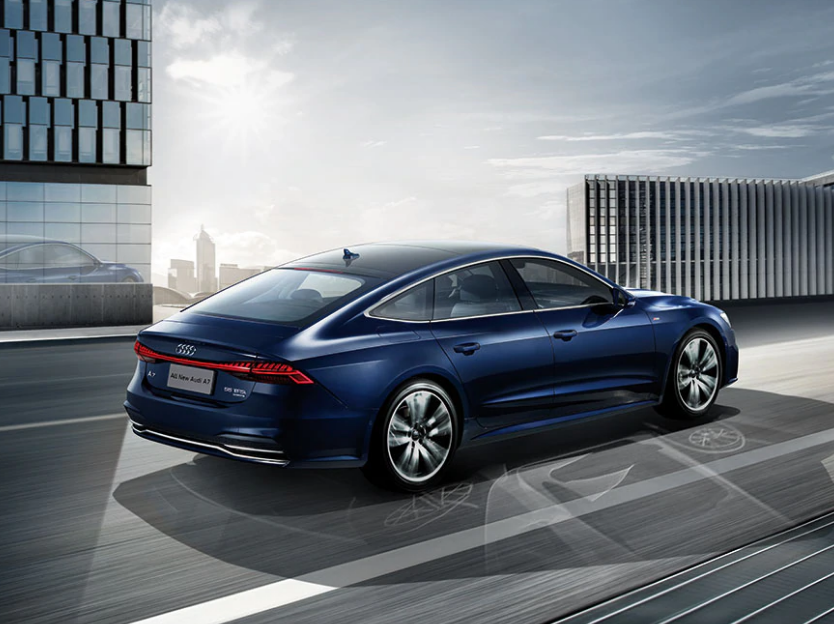 外观大气、动感，全系搭2.0T动力，奥迪A7会是你的选择吗？-新浪汽车