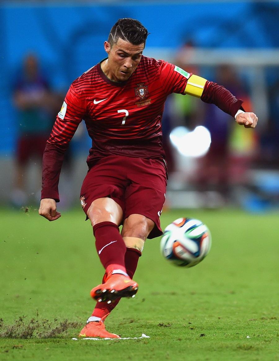 欧冠之王？欧冠冠军次数比C罗多，联赛冠军次数比梅西多