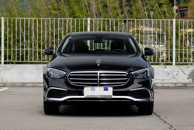 奔驰E260和E300有何不同，各自性价比最高的是哪款车？-新浪汽车