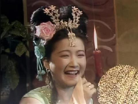 何晴年轻时有多美？迄今为止娱乐圈，还没有出现跟她长得像的人！|少林俗家弟子|何晴|多美_新浪新闻