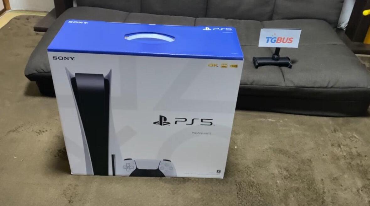 电玩巴士PS5开箱来了|PS5_新浪新闻