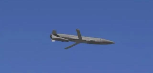 箔条干扰弹无效怎么办？美军抢先行动，给B52轰炸机安装上新设备