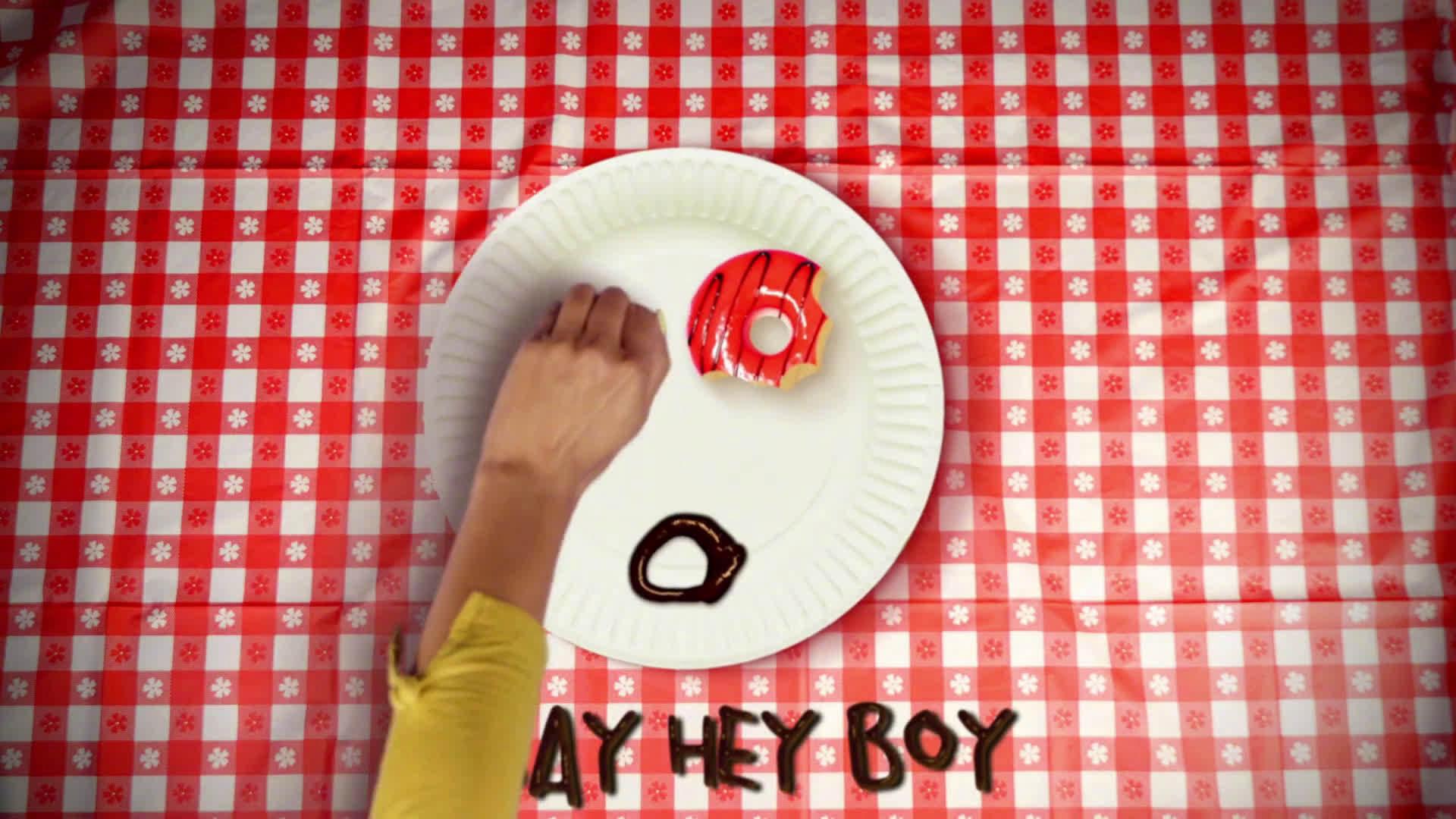 Sia新单《Hey Boy》歌词版MV首播！……_新浪新闻