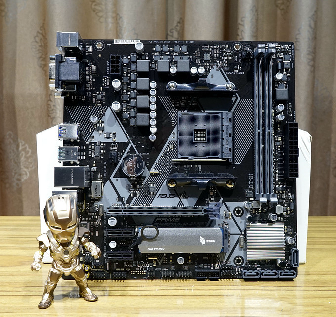 AMD新卡虽强，但不及590GME香__财经头条