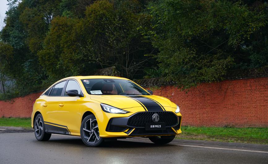 八万级运动轿跑无对手，全新名爵MG5真是各项全能？-新浪汽车