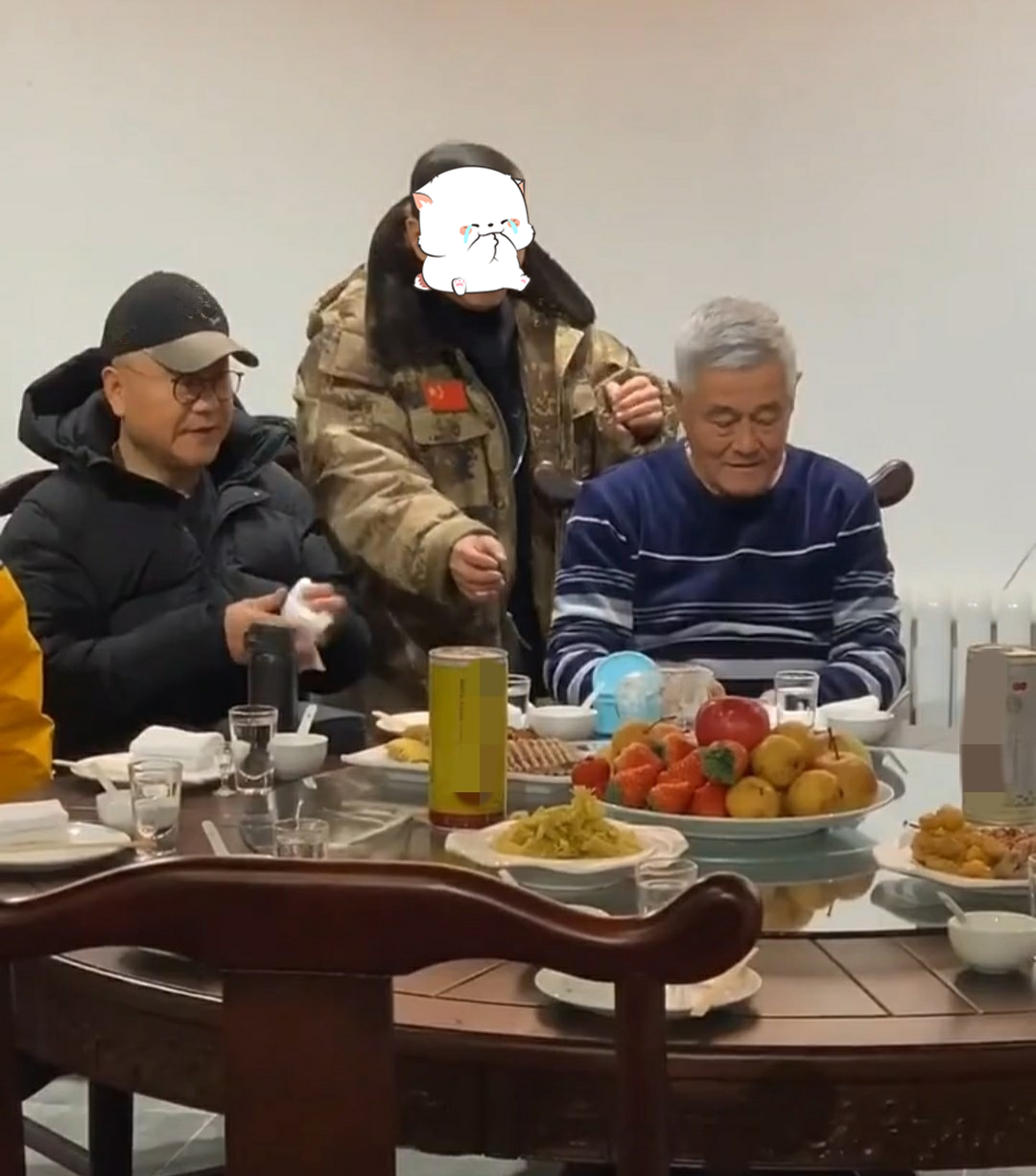 41岁“玉芬”罕露面，青春性感活力十足，马大帅范德彪却已变老|王雅捷|范德彪|马大帅_新浪新闻