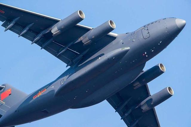 运20成功换装国产发动机，与俄伊尔76相比有何过人之处？|运20|涡扇20|伊尔76_新浪新闻