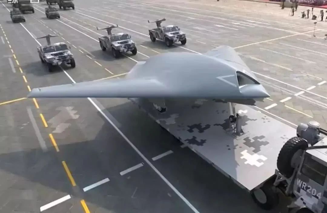 看完纳卡冲突，外媒开始给台军支招了_手机新浪网