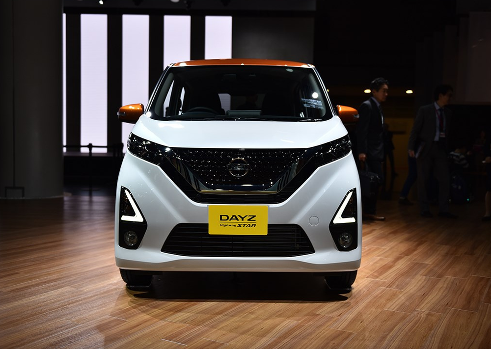 日产精致KCAR，比北斗星漂亮！0.66L排量代步舒服-新浪汽车