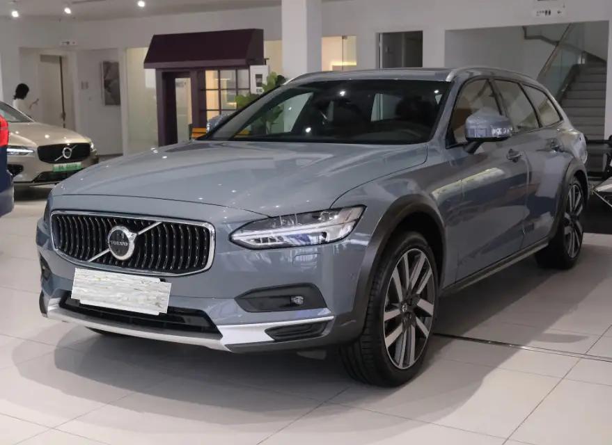 2021款沃尔沃V90CC到港，配新套件，商务后排-新浪汽车