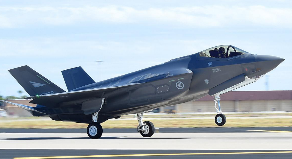 造一架F35有多难，全球330家企业一起努力三条生产线供应三大洲|战机|大洲|洛克希德马丁_新浪新闻