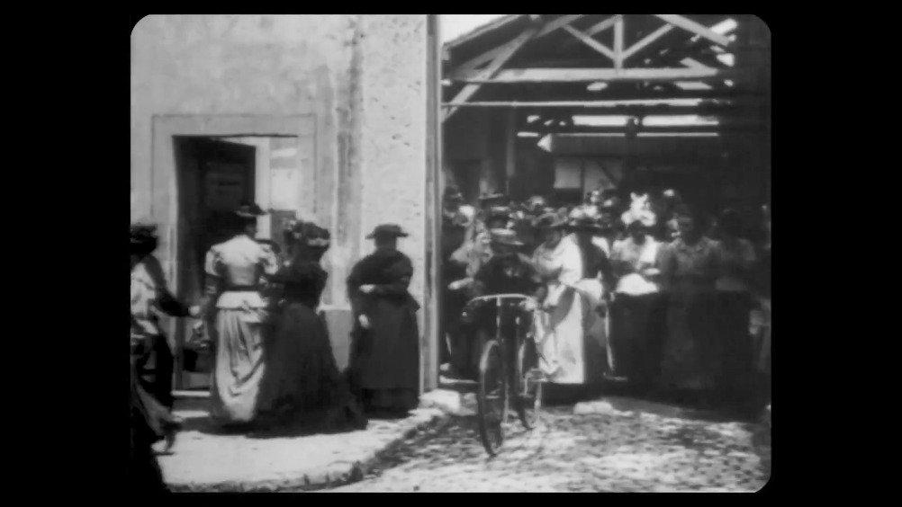 1895年12月28日，电影的诞生日……_新浪新闻