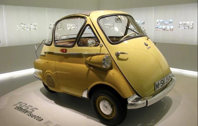 前开门设计,上个世纪的1955款宝马Isetta有够大胆-新浪汽车