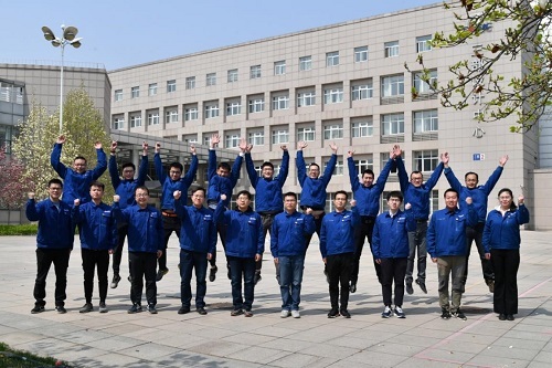 航天科工青年创新团队：青春路上的“砺剑无悔”|航天_新浪新闻