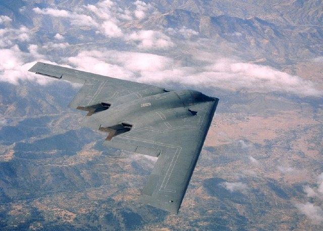 B-2全球打击能力有多强？长途奔袭3.5万公里，范围覆盖大半地球