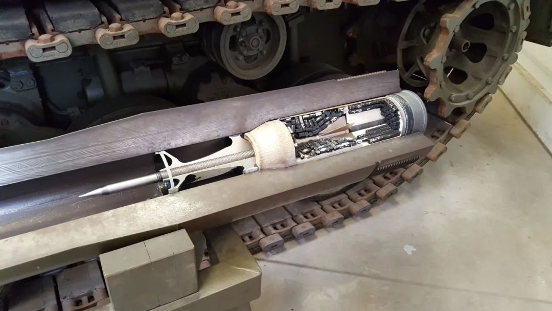 一门坦克炮有多难造？中国花了几十年才赶上世界先进水平
