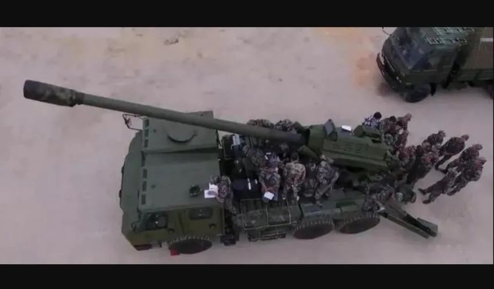 3款车载炮领跑全球：解放军万分青睐卡车炮，抛弃了超轻型榴弹炮