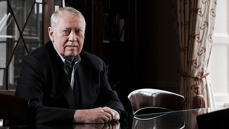 美国亿万富豪梦想死前变穷光蛋，结果真“破产”了