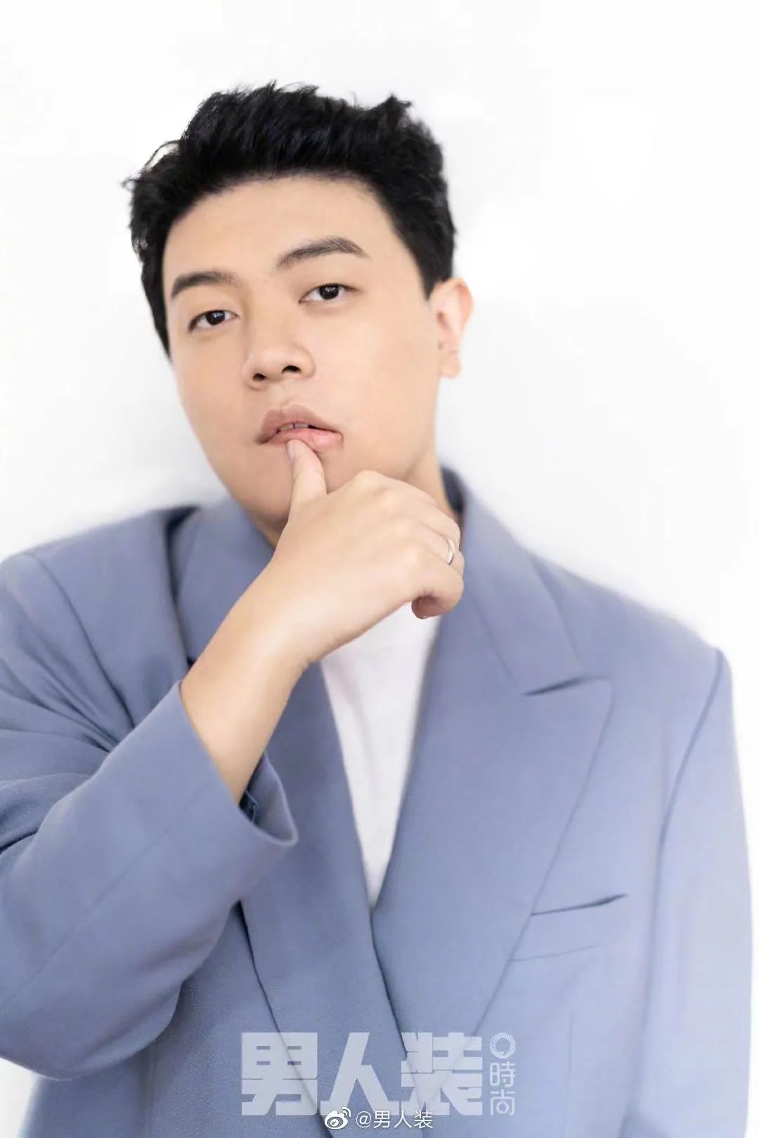 JY：我也不理解为什么会有颜粉