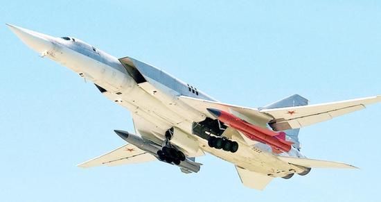 “国之利刃”，俄神秘Kh32导弹十分强大，其飞行速度是音速4.4倍|导弹|音速|利刃_新浪新闻