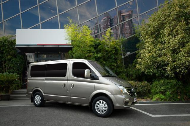 城市穿梭自如，高性价比轻客首选V80 PLUS城市版-新浪汽车