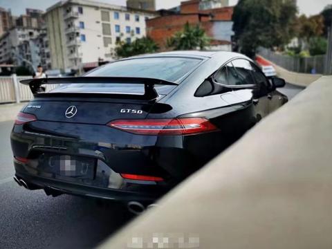 奔驰AMG GT50改色亮黑 个性突出优雅还在-新浪汽车